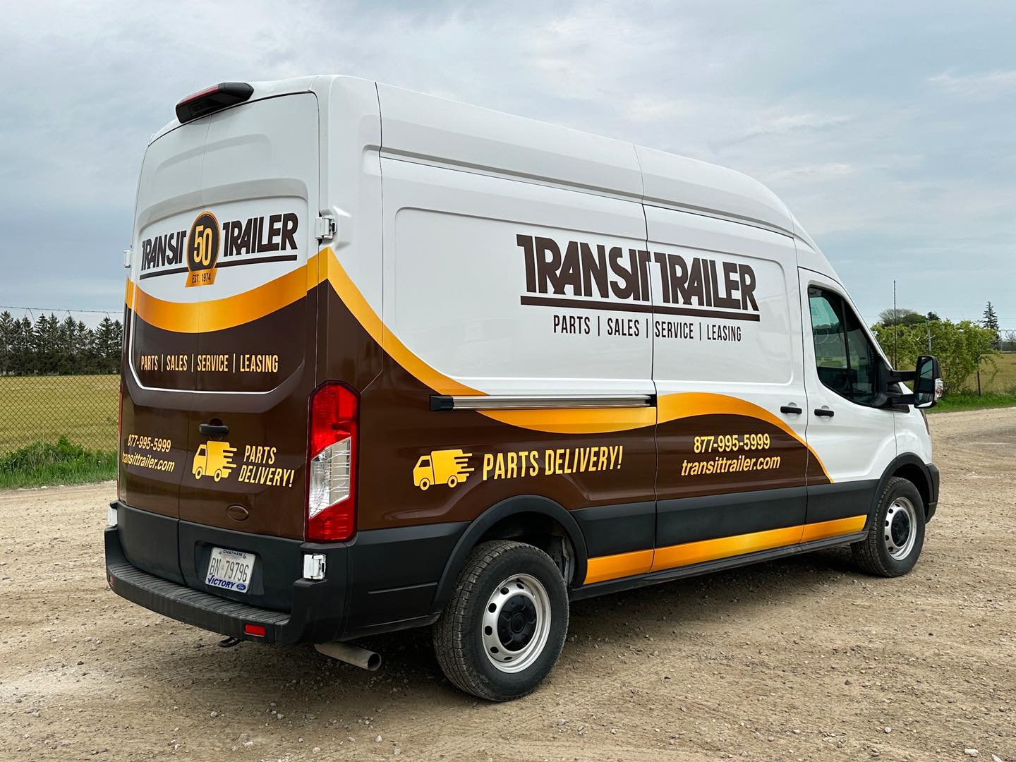 London - Transit Trailer